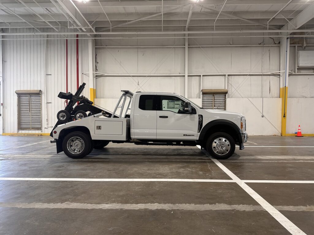 2023 Ford F450 Tow Body - Smyrna Truck