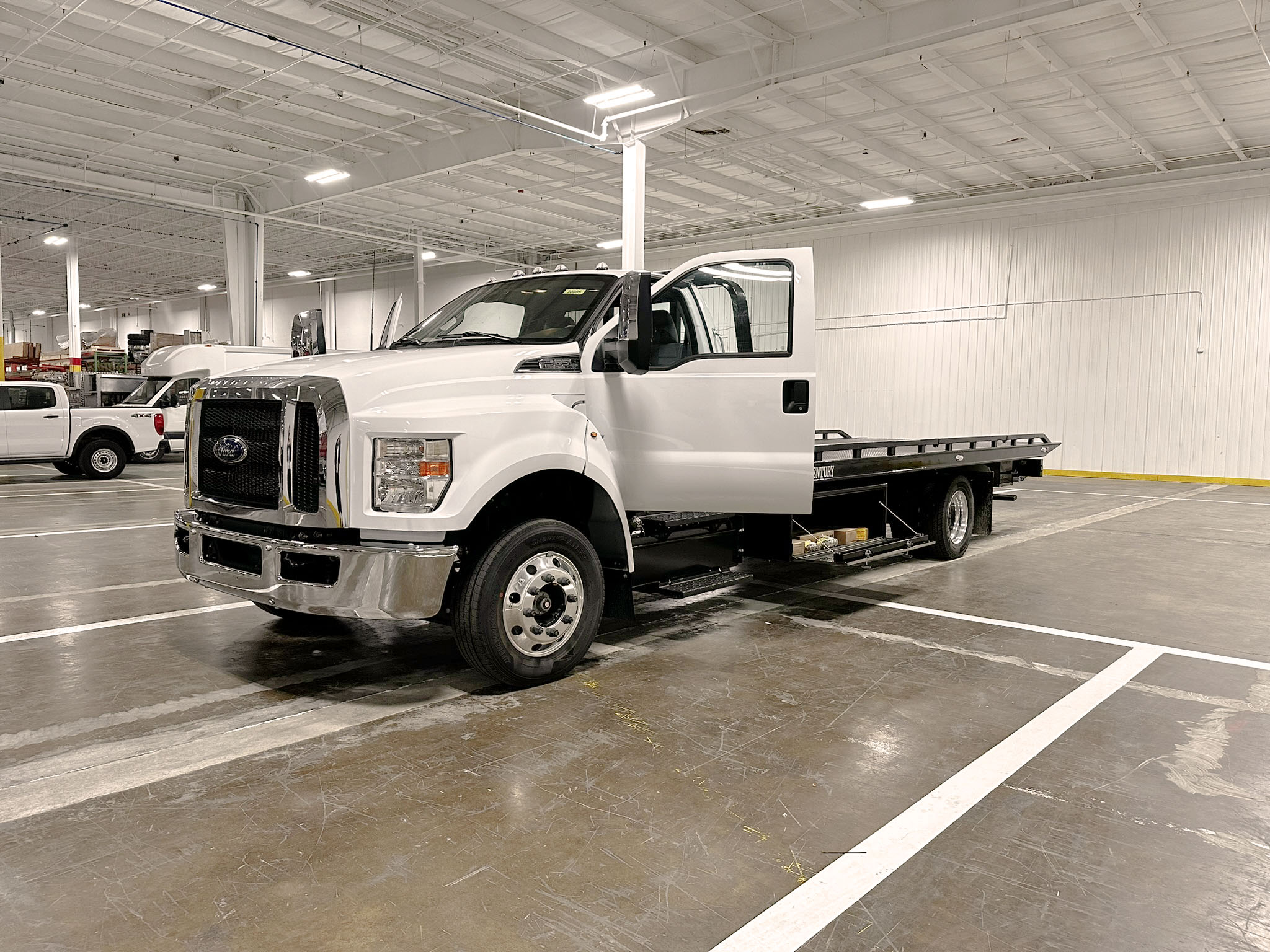 Ford F-650 with Century 12-Series - Smyrna Truck